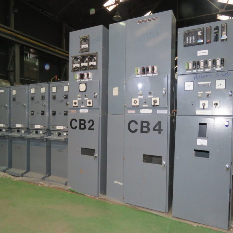 South Wales Switchgear / Hawker Siddeley HG12 SF6 Circuit Breaker ...